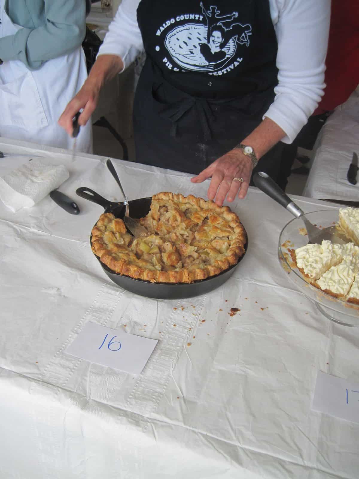 * Peach Raspberry Crisp Pie- Pie Contest Winner! * - Moore or Less Cooking